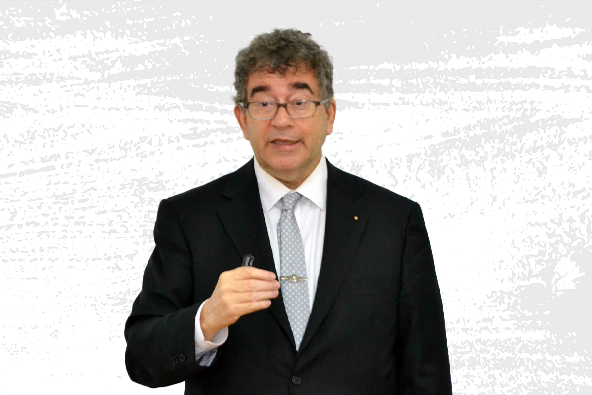 "El gobierno cambió su posición cuando se aseguró el apoyo financiero ...